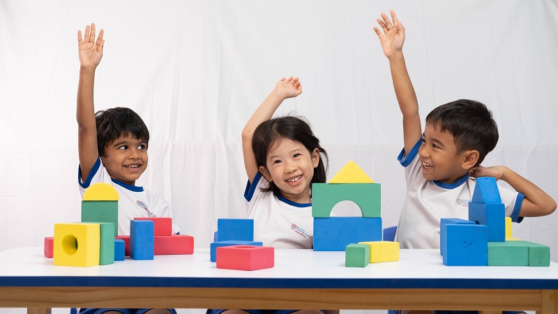 5 questions to ask to develop your child's critical thinking skills